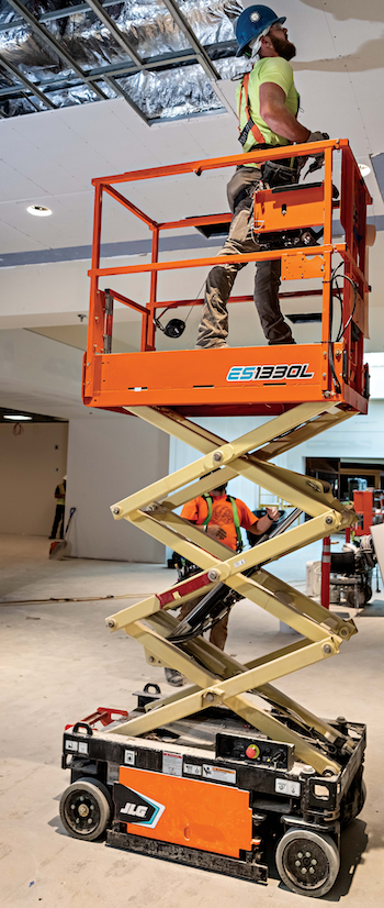 Li-ion-powered lifts - Pro Contractor Rentals
