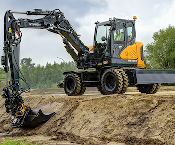 Compact wheeled excavator - Pro Contractor Rentals