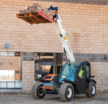 Lithium-electric telehandler - Pro Contractor Rentals