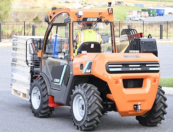 Electric telehandler - Pro Contractor Rentals